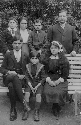 Palazzo De Piro Through The Years - Old Houses Malta